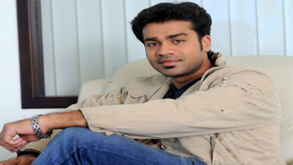 Actor Arjun Nandakumar thanks Anoop Menon ! - Malayalam Filmibeat