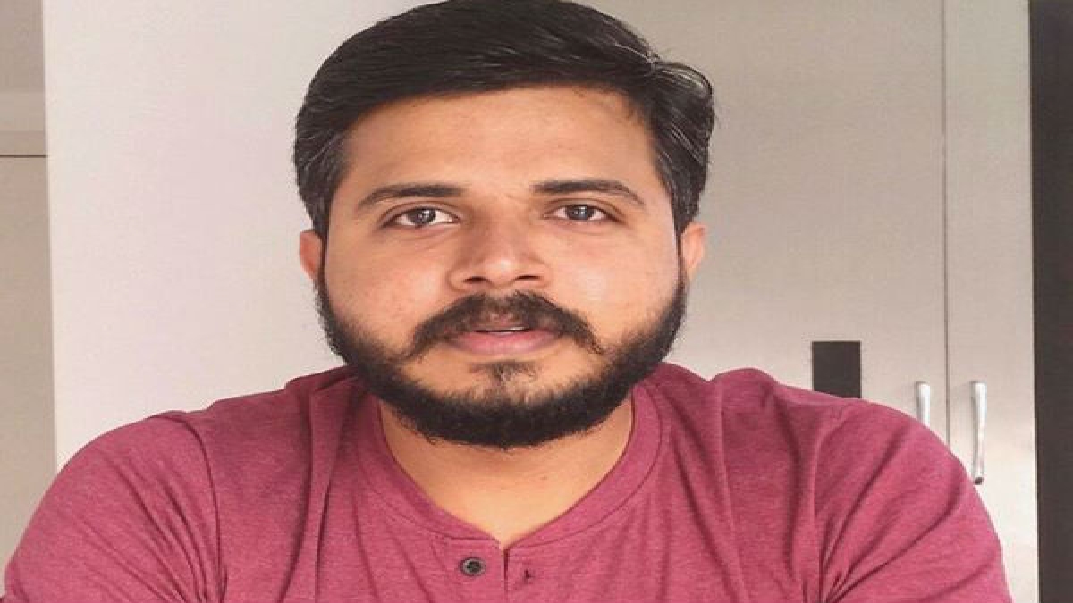 Krishna Sankar acted as a doctor in a bollywood film - Malayalam Filmibeat