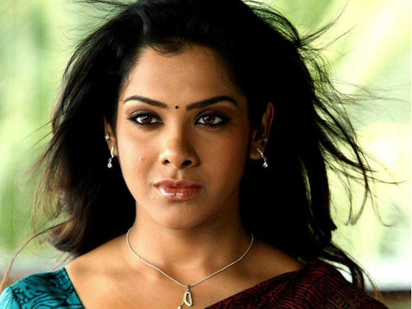 Kadhal Sandhya blessed with a baby - Malayalam Filmibeat