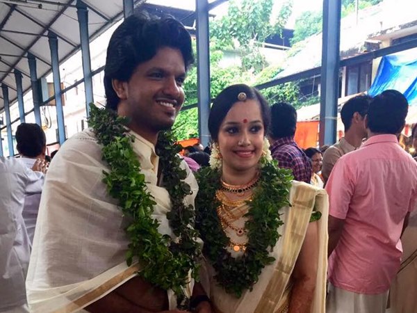 Playback Singer Sooraj Santhosh marriage - Malayalam Filmibeat