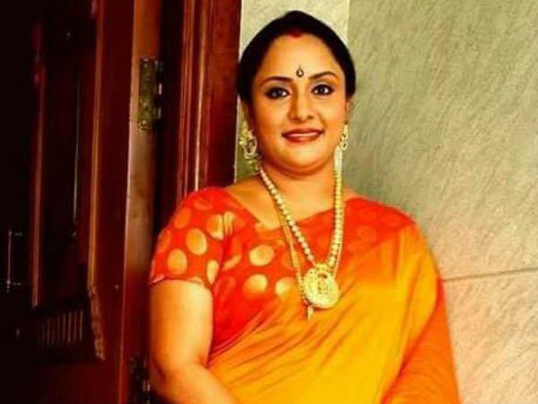 serial actress nisha says about her life experiences - Malayalam Filmibeat