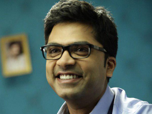 Simbu introduces his mother as a singer - Malayalam Filmibeat