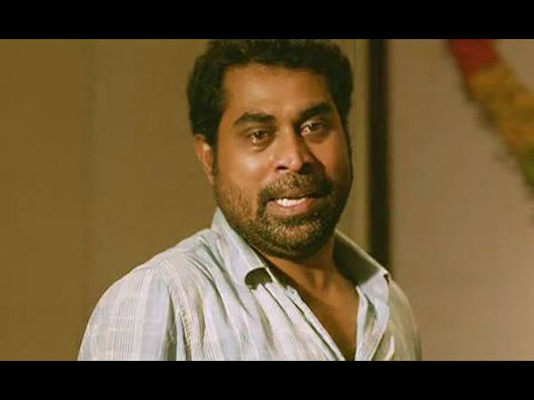 Manju Warrier Cried After Watched Surajs Performance Malayalam Filmibeat