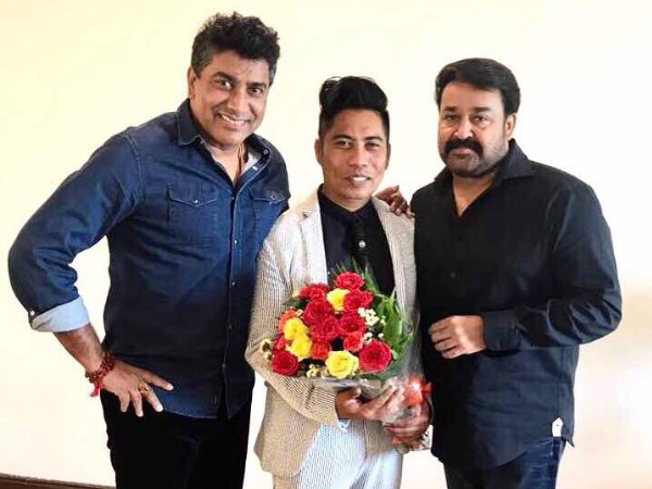 VA Sreekumar Menon shared Mohanlal's photo - Malayalam Filmibeat