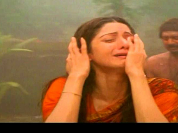 Sridevi's best romantic Malayalam film in Devaragam - Malayalam Filmibeat