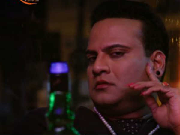 Tini Tom plays a transgender in his debut Tamil film 'Operation ...