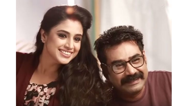 Samyuktha Varma Shares A Photo With Biju Menon And Son | ഭര്‍ത്താവും ...