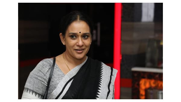 Actress Maala Parvathi Posted Her College Life Memmories | കോവിഡ് ...