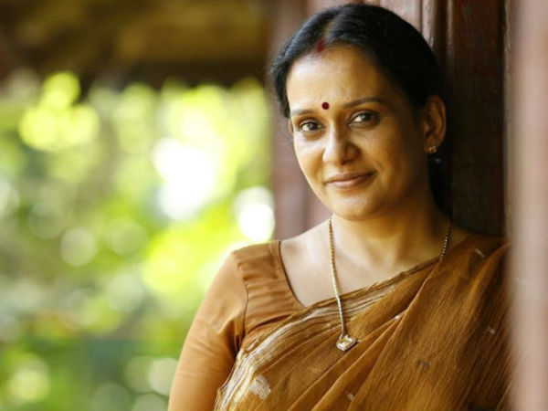 Actress Maala Parvathi Posted Her College Life Memmories | കോവിഡ് ...